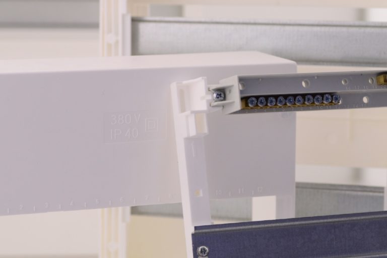DISBOX-DA Small distribution box surface-mounted IP30 | Boxexperts
